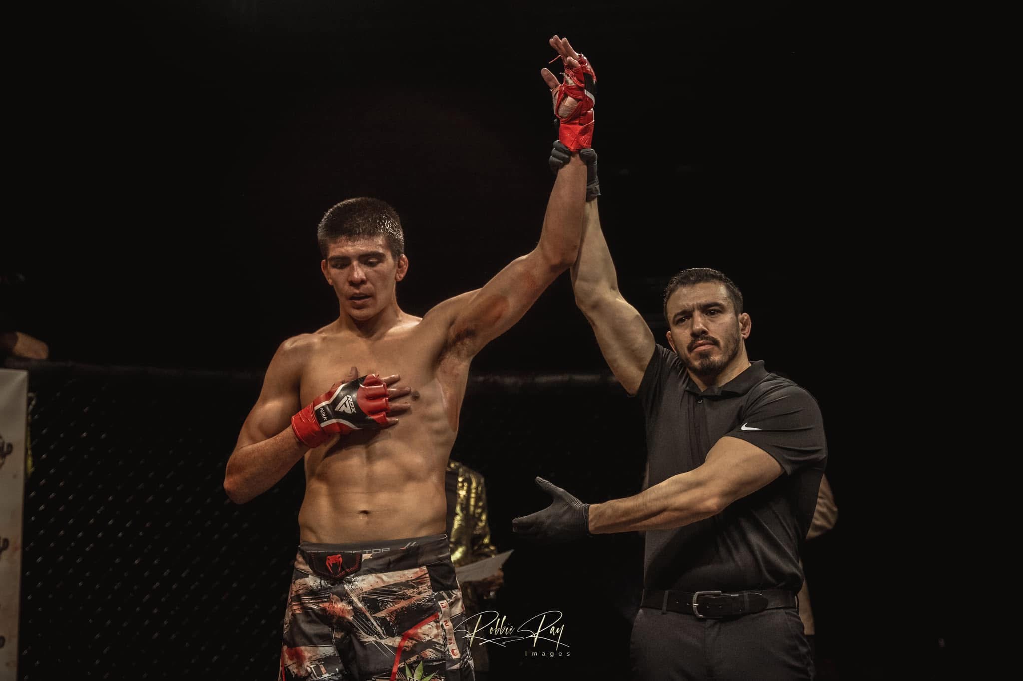 Ty Miller "I'm Knocking on the Door" of the Big Show - This is Where ...