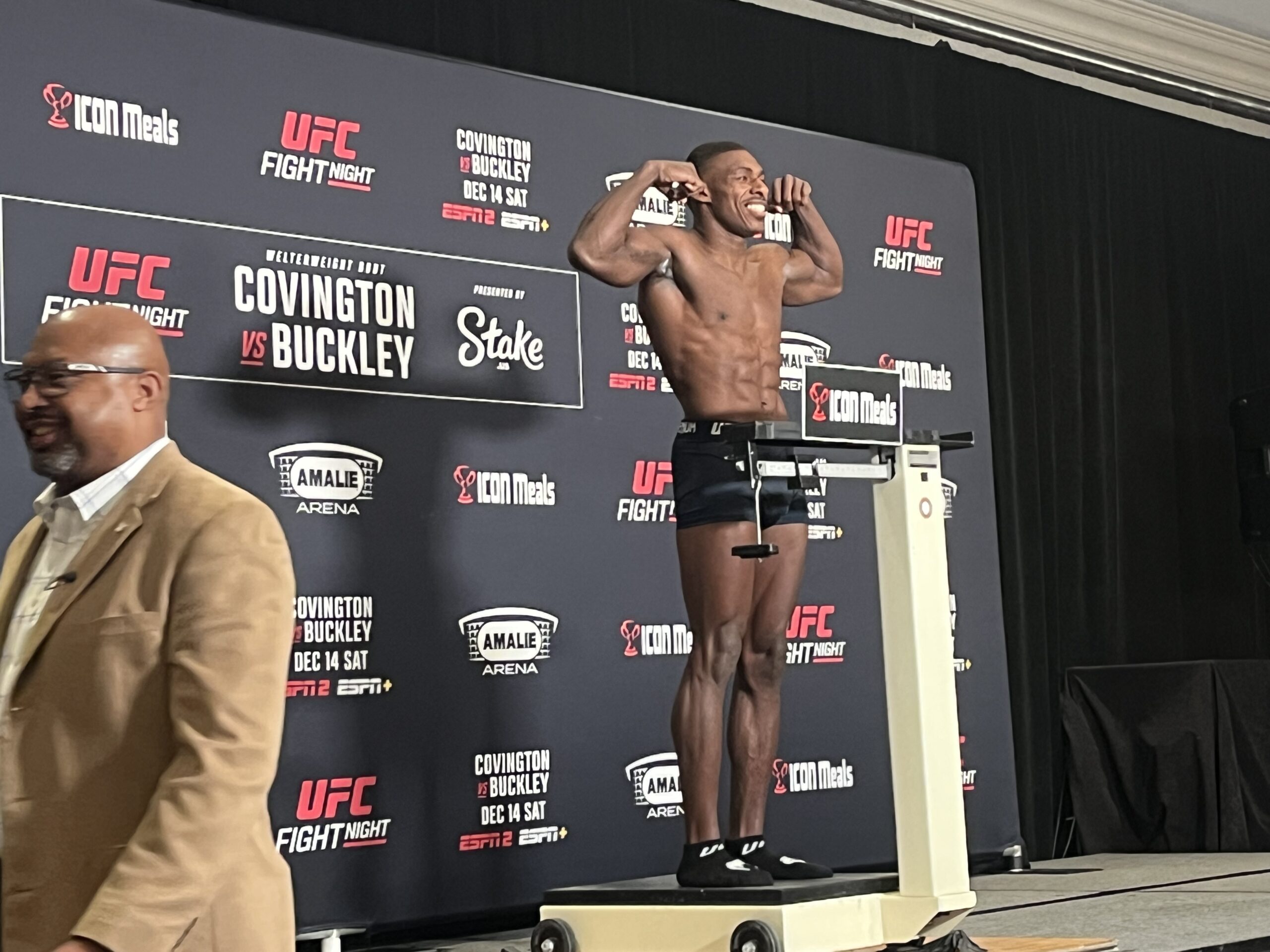 UFC Tampa Weigh-in Coverage, Everyone makes weight in first Hours ...